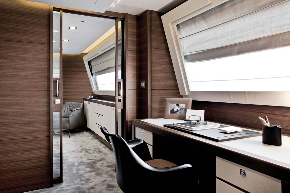 main_deck_owner_room – Ita Yachts Canada