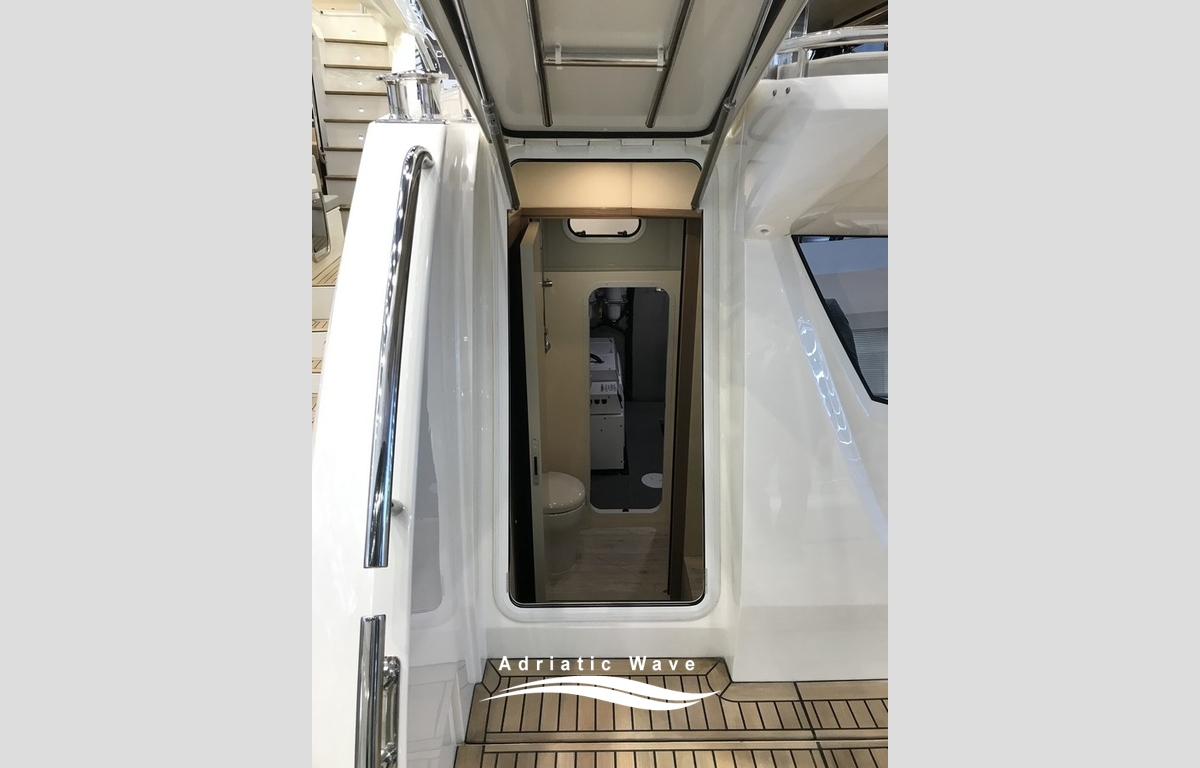 acces_crew_cabin – Ita Yachts Canada