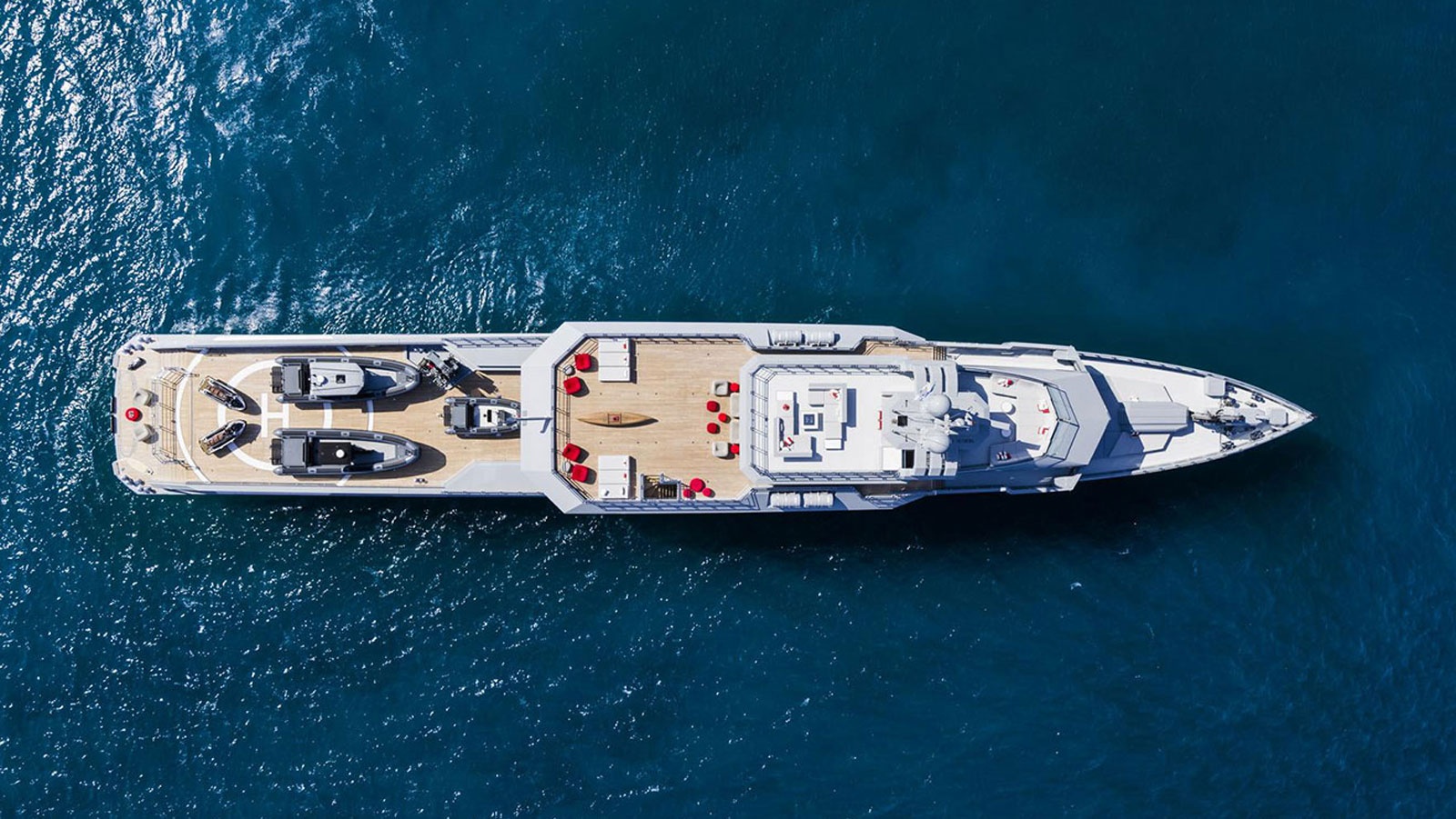 NKFt4SH0SLxLXkAQeheo_bold-superyacht-portrait-1920×1080 – Ita Yachts Canada