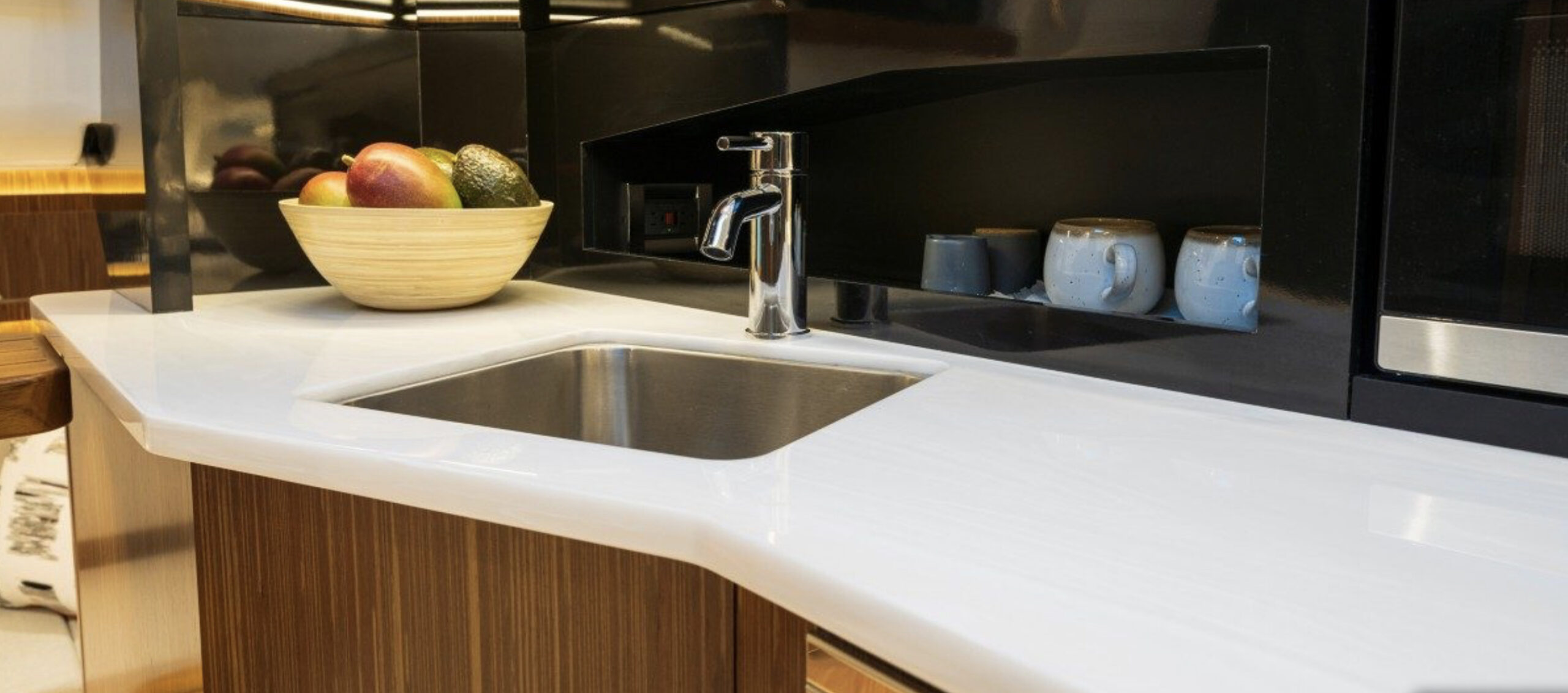 searay 370 kitchen – Ita Yachts Canada